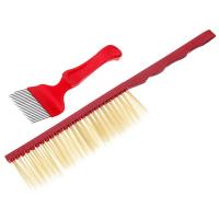 China Beekeeping Bee Kit , 2 Pcs Beekeeper Starter Set Multifunctional Honey Cutting Fork Bee Brush for sale