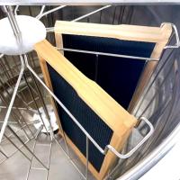 China 8 Box Manual Bee Honey Extractor Honey Extractor Machine Honey Spinner 60cm for sale
