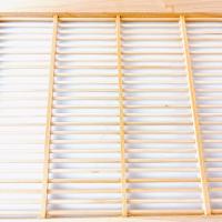 China 51 X 41cm Queen Bee Separator Apicultural Tools Wood Queen Excluder Board for sale