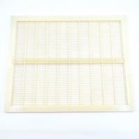 China Plastic Apiary Equipments Bee Beehive Partition Grid vertical queen excluder for sale