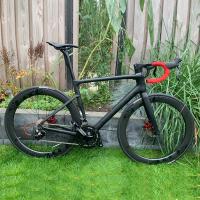 China 700C Fully Hidden Cable Road Bikes Full Carbon Fiber for sale