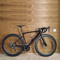 China 700C Fully Hidden Cable Road Bikes Full Carbon Fiber for sale