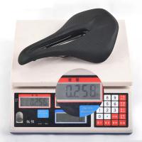 China 3D Shaping Leather Breathable MTB Road Bike Saddle 265g Black Red White for sale