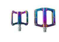 China BXT Chameleon Aluminum Alloy CNC Bicycle Pedals 9/16 Inch Cr-Mo Sealed Bearing Multicolor for sale