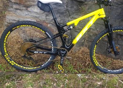 China Carbon Full Suspension Mountain Bike 29er 11 Speed Disc Brake MTB Bicycle T1000 Frame for sale
