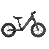 China 3K Full Carbon Fiber 12 Inch Balance Bike No Pedal Kids Riding 1.95kg Lightweight for sale