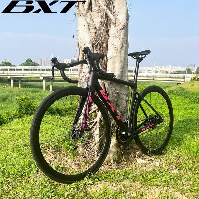 China 700C Aero Shaping Carbon Fiber Road Bike with Shimano S-TR7000 22 Speed Disc Brake for sale