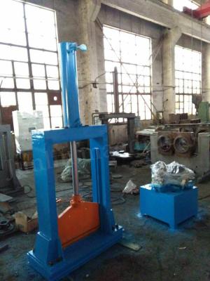 China Vertical Hydraulic Single Knife Rubber Bale Cutter / Industrial Rubber Cutting Machine XQL-80 for sale