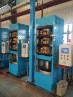 China PLC Controlled Solid Rubber Tire Vulcanizing Machine YLL-4/8000 4000kN-30000kN for sale