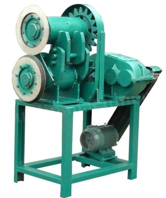 China 5.5kW Waste Tire Strip Cutting Machine / Tyre Strip Cutter Customized Voltage for sale