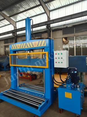 China Fully Automatic Rubber Cutting Machine Vertical Rubber Bale Cutter 80KN for sale