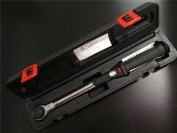 China 12 Kg Manual Torque Wrench with Click Type Torque Release Locking Mechanism 12 Inch Drive Size Perfect Mechanical Engineering Applications for sale