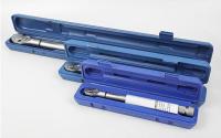 China Ergonomic Handle Manual Torque Wrench 10 to 150 Nm Dual Scale Metric Imperial Automotive Precision Engineering Instrument for sale