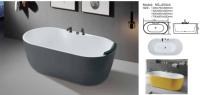 China Freestanding Hotel Bathtubs with Overflow Cover and Center Drain for Luxury Soaking Tub Experience for sale