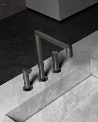 China Corrosion Resistant Stainless Steel Faucet with Tool-Free Installation and 0.5 To 5.0 Bar Operating Pressure for Bathroom Sink for sale