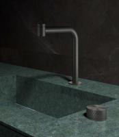 China Corrosion-resistant Stainless Steel Faucet with 0.5 to 5.0 Bar Operating Pressure and Tool-Free Installation for Bathroom Sink for sale