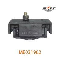 China OEM ME031962 Engine Mounting For Mitsubishi Fuso 6D14 for sale