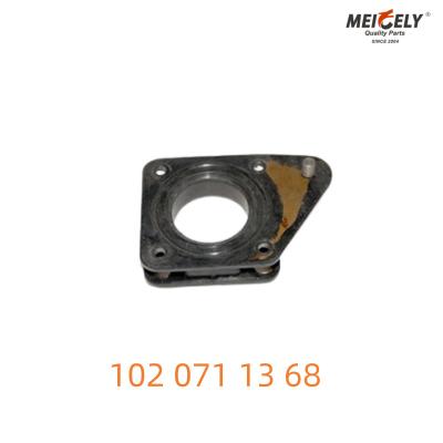 China 102 071 13 68 Carburetor Mounting Flange For Mercedes 220 And 230 for sale