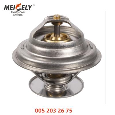 China Engine Coolant Thermostat OEM 0052032675  1032000819 For Merceds-Benz for sale