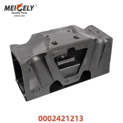 China Engine Mounting Bracket Truck Engine Spare Parts OEM 0002421213 3502407018  For Mercedes for sale