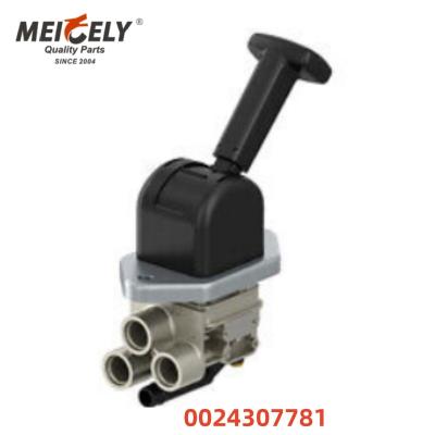 China Truck Parts Hand Brake Valve OEM 9617231040 9617230050 For DAF / SCANIA for sale