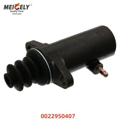 China Heavy Duty Truck Clutch Master Cylinder 0022950407 0002903212 For Mercedes-Benz for sale