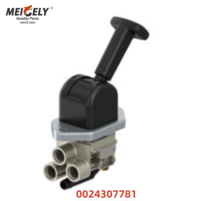 China High-Quality Truck Parts New Hand Brake Valve 0024307781 9617231040 9617232150 For Truck for sale