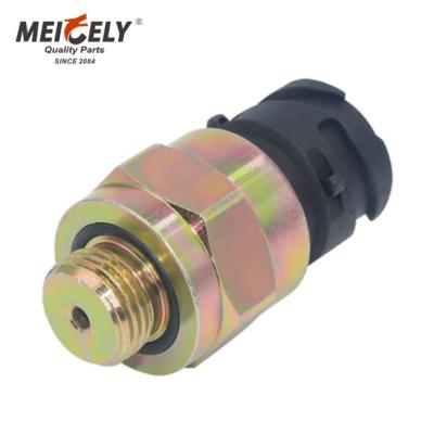 China OEM 20424051 Oil Pressure Sensor High Performance Engine Pressure Sensor For Heavy Duty Truck Parts for sale