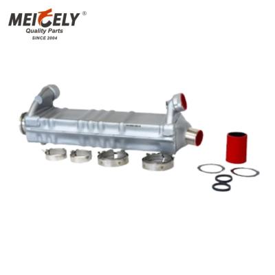 China Corrosion Resistant EGR Cooler with Precision-Welded Cooling Tubes for Mack MP8 Engines - OEM Standard 85136428 for sale