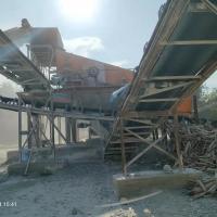 China Circular Rock Vibrating Screen Machine For Stone Sorting 50 - 400m3/H for sale