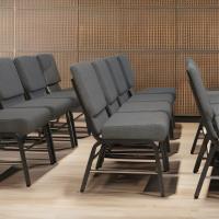 China Metal Stackable Padded Connecting Modern Church Chair For Theater for sale