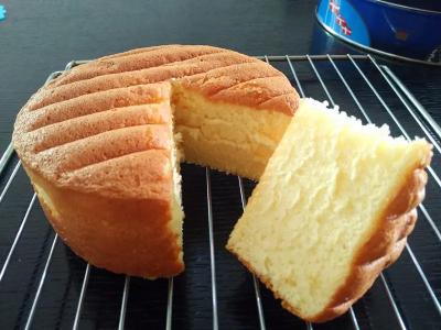 China Stability Bakery Emulsifiers Cake Improver SP Cake Oil 5kg / Barrel Yellowish Gel for sale