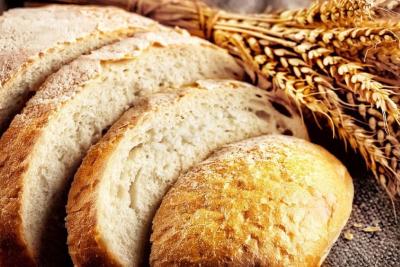 China 67784-82-1 Bread Emulsifiers Polyglycerol Esters Of Fatty Acids PGE E475 Yellowish Powder for sale