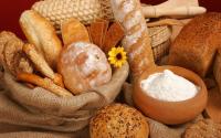 China Tricalcium phosphate Natural Food Emulsifiers Bread Improver Semi - Fluid Shape for sale