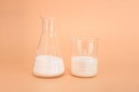 China Milky White E471 Food Emulsifier Unsaturation Distilled Monoglycerides GMS for sale
