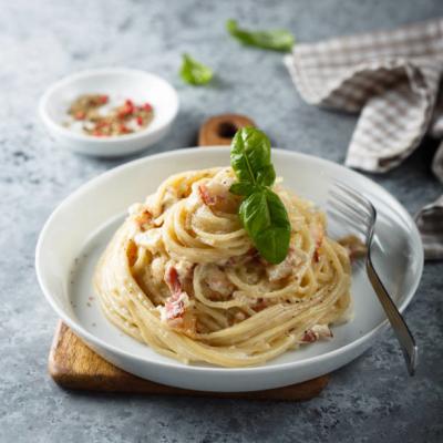 China DMG95 Glycerin Monostearate Noodle Emulsifier Ingredients To Improve Taste And Elasticity for sale
