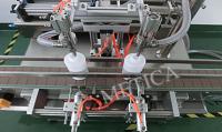 China 20-25pcs/min Cream Filling Sealing Machine 50-300ml Filling Range Wooden Case Packaging for sale