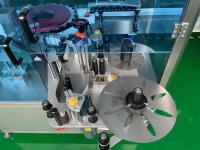 China Automatic Rotary Type High Speed Sticker Round glass jar and plastic Bottle Labeling Machine for sale