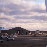 China Prefab Metal Aircraft Hangar Steel Building with 400mm H-Section Structure and 50-100mm Insulation for sale