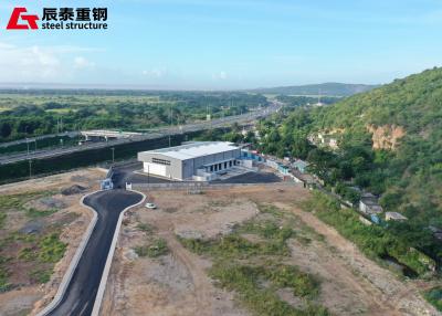 China Modern Steel Car Workshop Prefabricated Structure 98' x 211' x 30' with 20,678 ft² Showroom Warehouse for sale