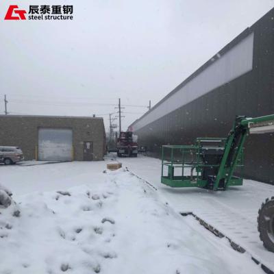 China Lightweight Commercial Portal Workshop Steel Structure 12m-30m Span Free Design for sale