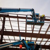 China Quick Assemble Steel Structure Car Showroom 1000㎡ Area 6m Height Modern Design for Automotive Dealerships for sale