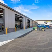 China Steel Structure Warehouse with Sandwich Panel Walls H Steel Beams 86601 for sale