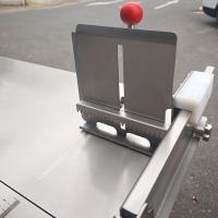 China Butchery Meat Bandsaw with powerful braking system for sale