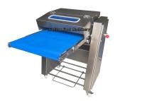 China Stainless Steel 304 Automatic Fish Beef Pork Skin Peeling Machine 620mm Blade 0.5-6mm Thickness for sale