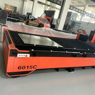China 6M Open Type Laser Cutting Machines Single Platform 6000x2500mm 2kw Fiber Laser Cutter for sale