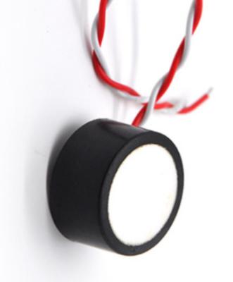 China Ceramic Piezoelectric Ultrasonic Transducer with 1000pF /-20% Capacitance for sale
