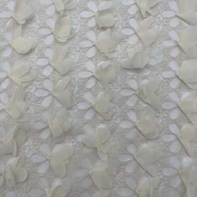 China Fashionable Eyelet Cotton Embroidery Fabric Various M13-026 for sale