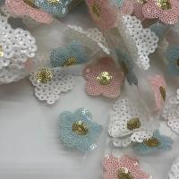 China Sequins Embroidery Fabric With Flowers Patterns 100% Polyester For Sequin Skirts for sale
