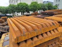 China CJ412 Machine Stone Crusher Spare Parts PE750*1060 Fixed Movable for sale